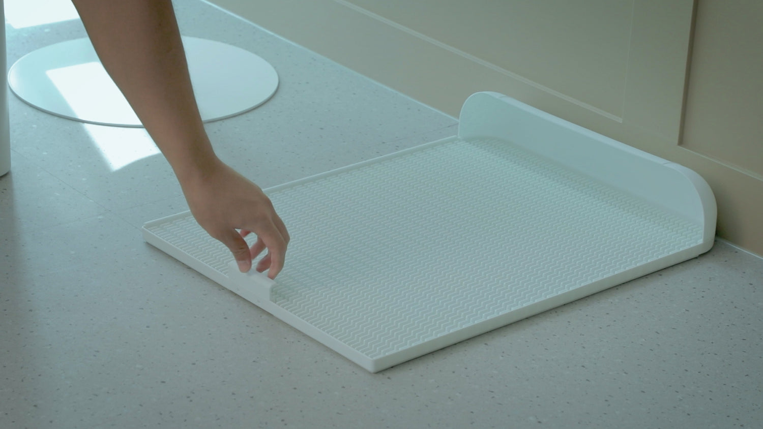 How to Use the Potty Pad – DOGTOC Thailand